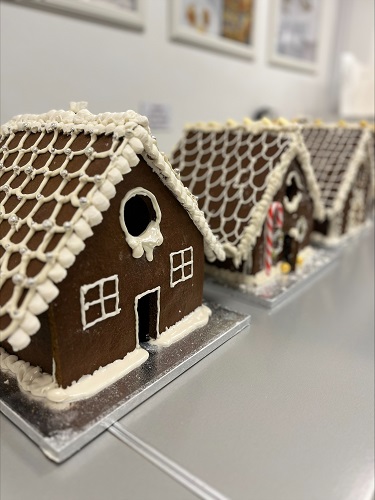 CHRISTMAS GINGERBREAD HOUSES - Cookery School - London